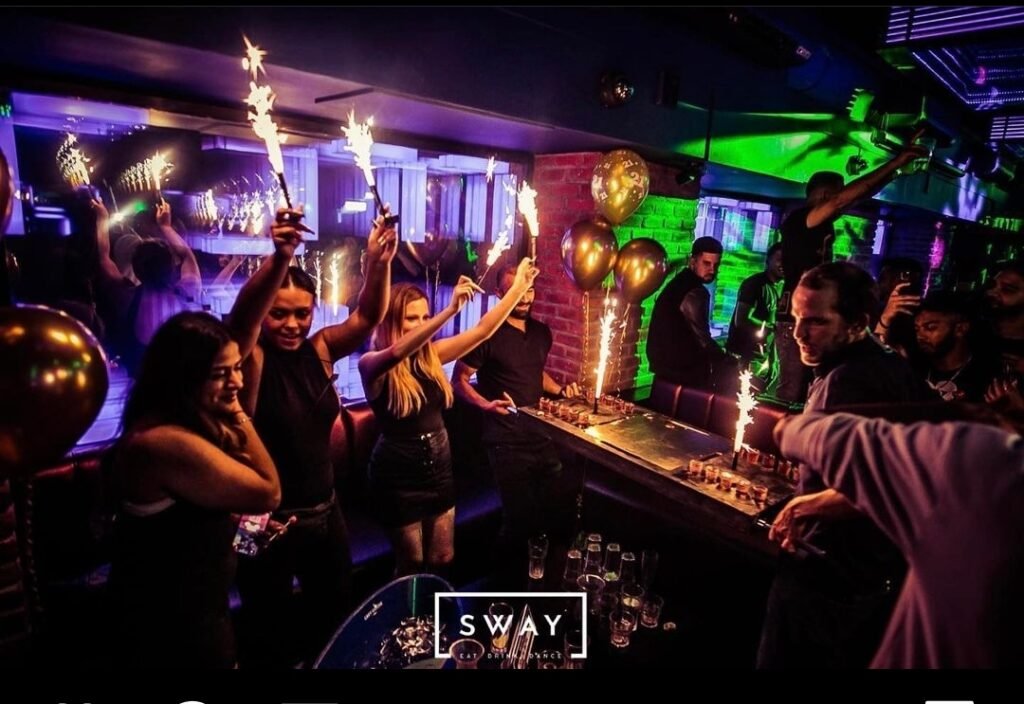 Central London Pub Crawl | London's Biggest Daily Pub Crawl