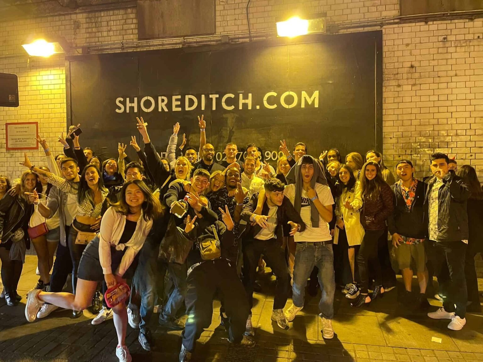 London Pub Crawl - #1 Bar Crawl | Save Over 40%